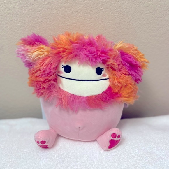 Squishmallows | Toys | Squishmallows 8 Caparinne The Bigfoot New ...